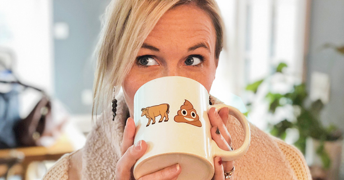 Our Favorite Poop Mug Gifts to Give (or to Gift Yourself)
